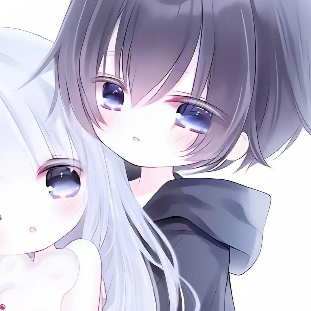 可爱动漫风情侣头像，眼神温柔尽显甜蜜氛围 情侣头像｜美美的情头来啦表情包图片gif动图 - 求表情网,斗图从此不求人!