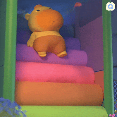 可爱小河马坐在彩色阶梯上，呆萌模样惹人爱 水豚噜噜表情包又来了，无字版更好用~表情包图片gif动图 - 求表情网,斗图从此不求人!